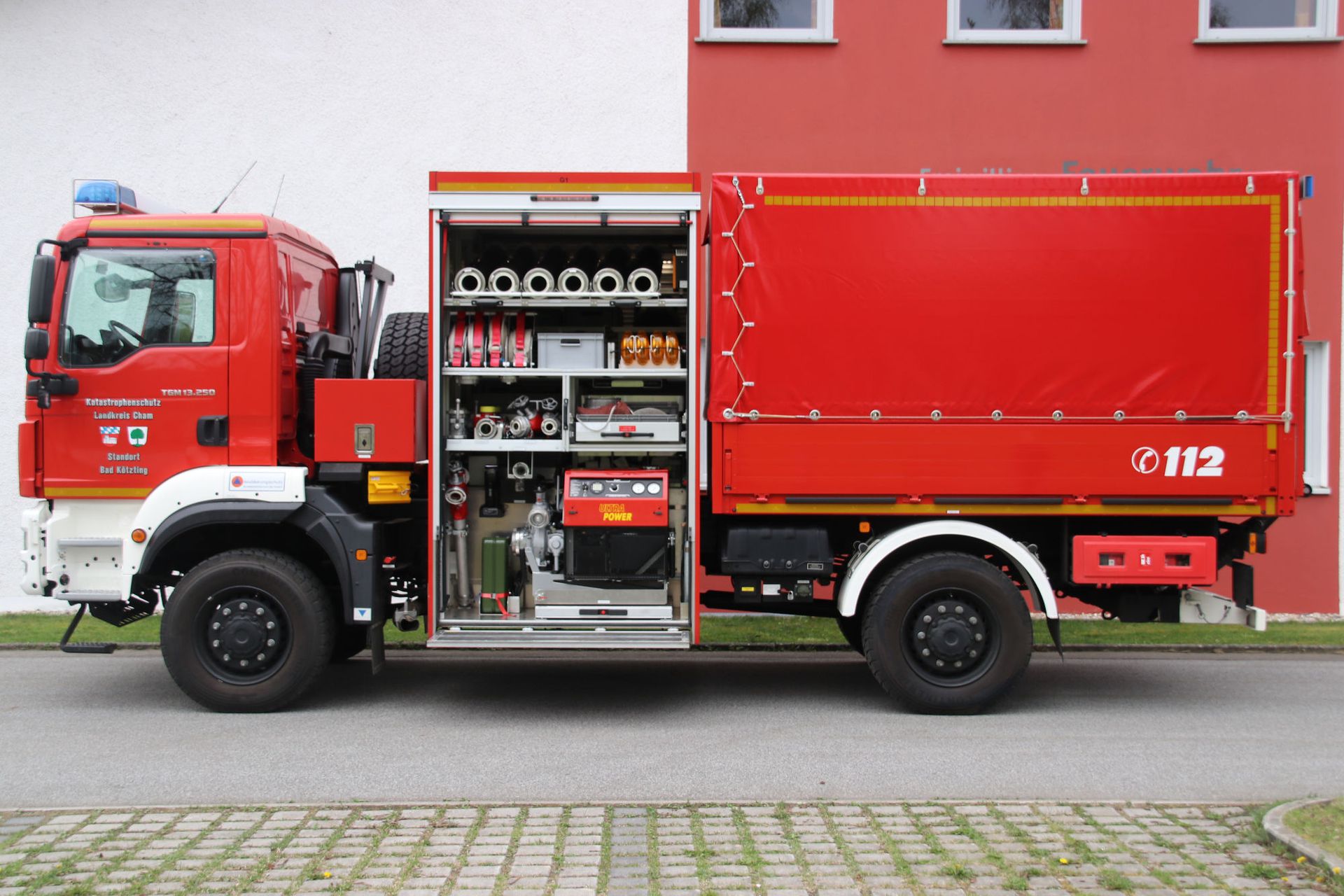 Schlauchwagen Katastrophenschutz - Feuerwehr Bad Kötzting